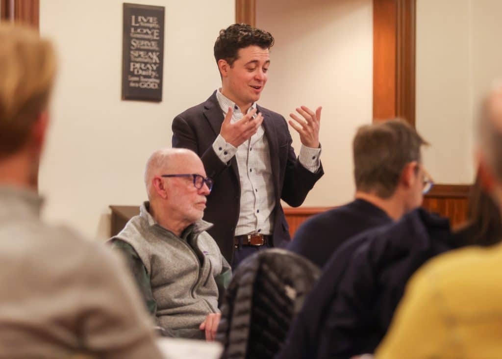 Mountain Minyan welcomes Rabbi Aaron Weininger for Gay Ski Week ...